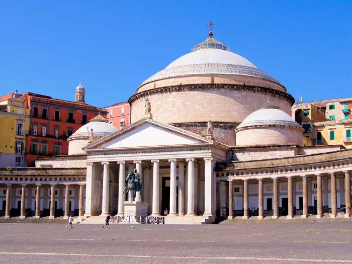 Basiliek van Saint Francesco di Paola, Napels, Italië, Europa