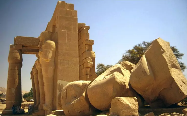 Luxor, Tim lyiv teb chaws, Africa