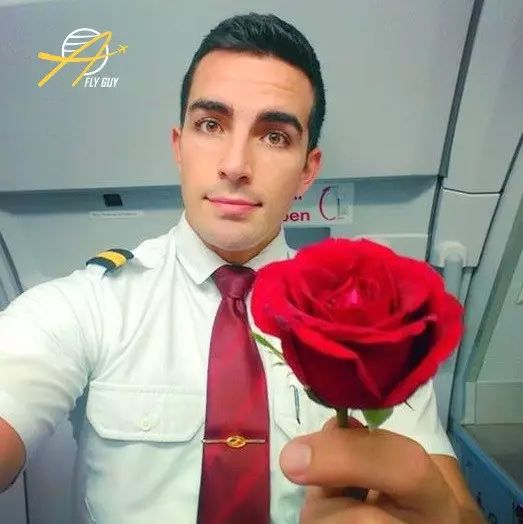 Iva, fil-kompetizzjoni tista 'tipparteċipa mhux biss għan-nisa, imma kwalunkwe membru ta' l-ekwipaġġ. Fir-ritratt: Brażil, Avianca Brażil Airlines.