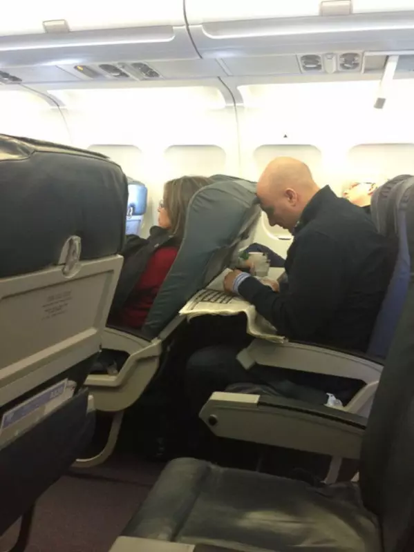De meest vreselijke reizigers in het vliegtuig, die je je kunt voorstellen 180_10