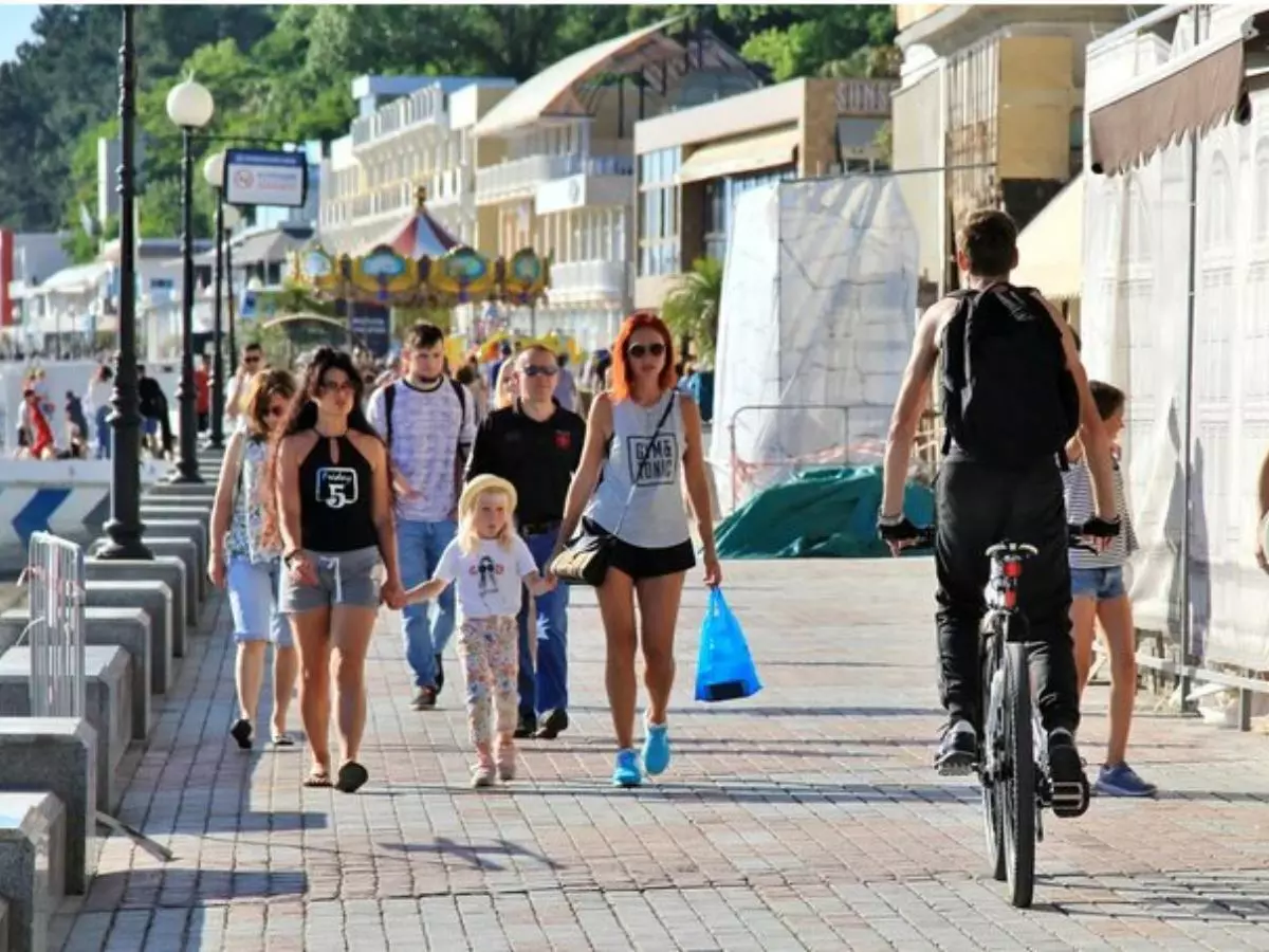 Békhely 5 ezerre éjszakánként: A turistát a Sochi pihenőhelyeivel szemben támasztotta alá