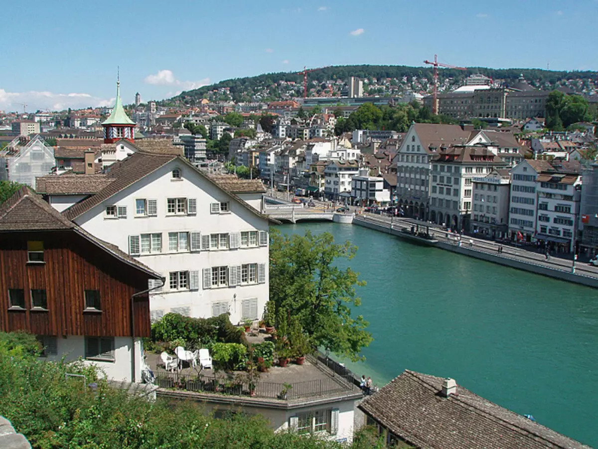 Square Lindenhof, Zurich, Swistir, Ewrop