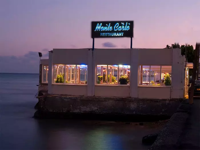 Restaurante Monte Carlo, Larnaca, Chipre, Europa