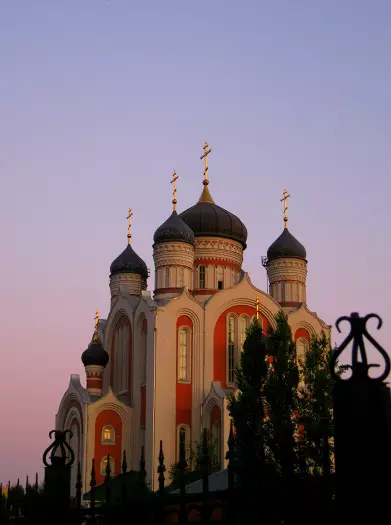 Маъбади ҳама муқаддасон, дар замини довталабони рус. Voronezh.