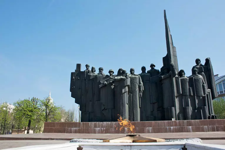 Flacără veșnică pe piața victoriei, Voronezh, Rusia, Europa