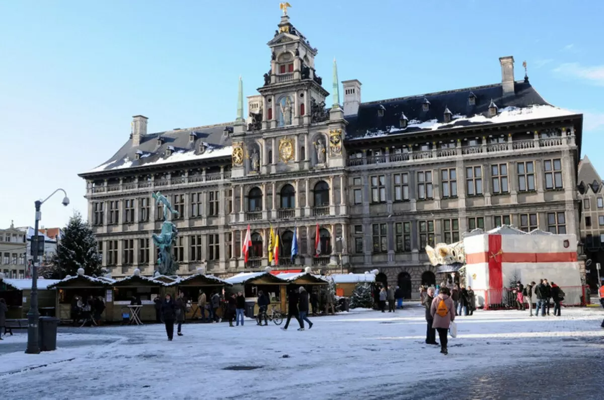 Antwerp дээр амрах: Antwerp-ийн аялал жуулчлалын гарын авлага - Аялал жуулчлал 232629_1