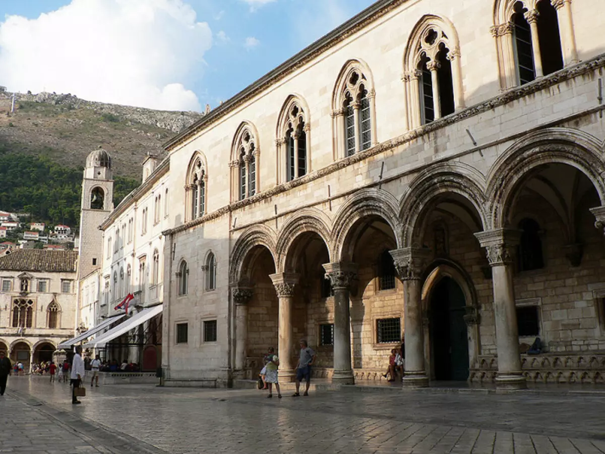 Pushoni në Dubrovnik: Udhëzuesi i Dubrovnikut - Udhëtoni 232645_2