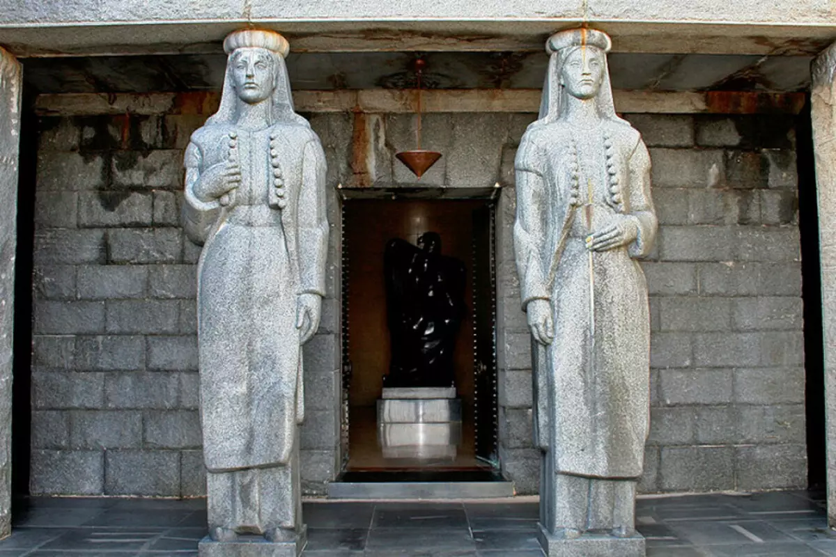 Mausoleum Prince Peter Nesha, Cetinic, Montenegro, Ewropa