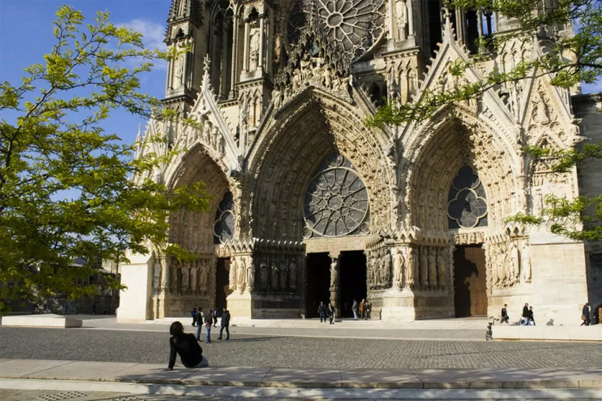 Eglwys Gadeiriol Notre Dame mewn Reimiau, Reims, Champagne Ardennes, Ffrainc, Ewrop