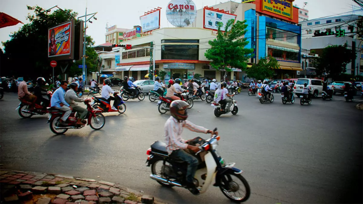 Phnom Penh, Qhab Meem teb, Asia