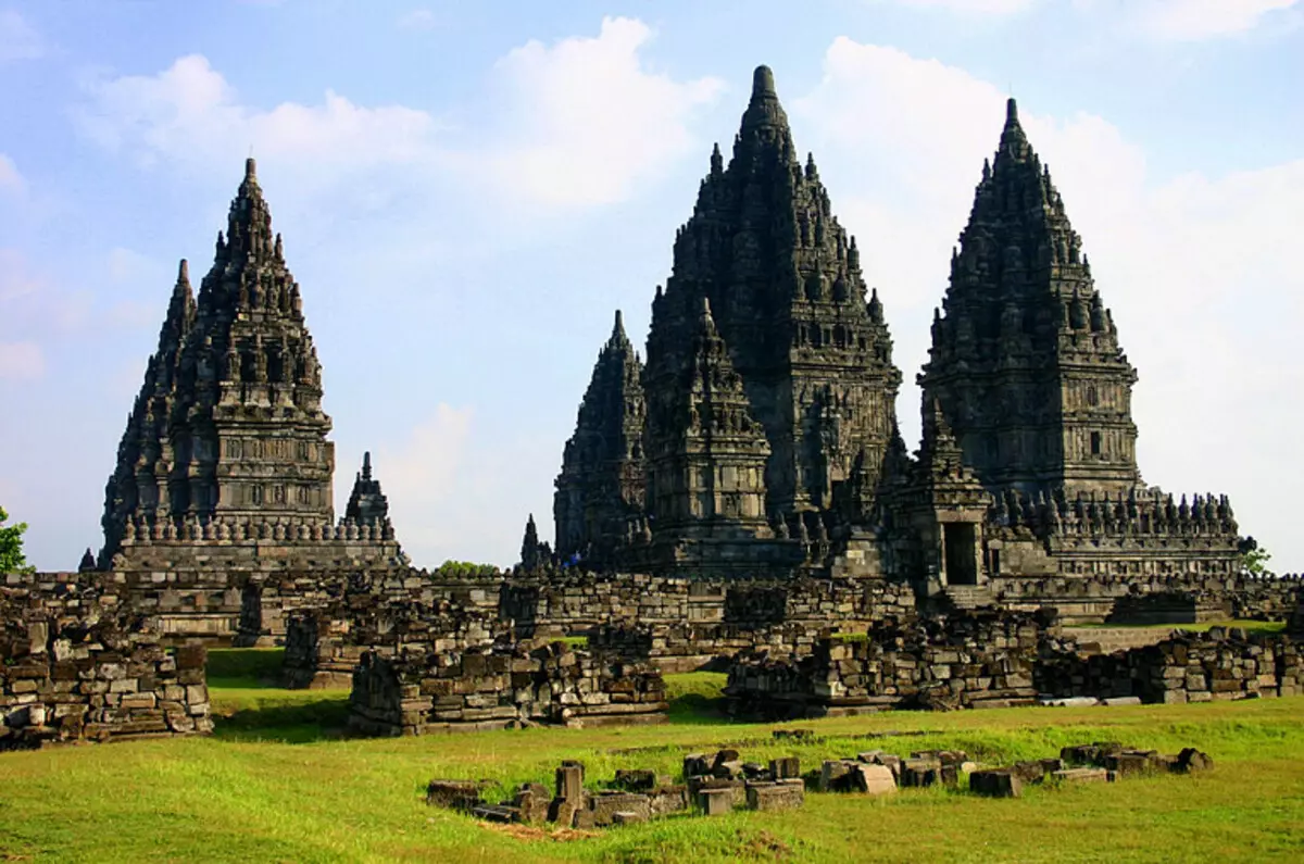 Ile-iṣọ Temple Tẹmpili, Java, Indonesia, Asia