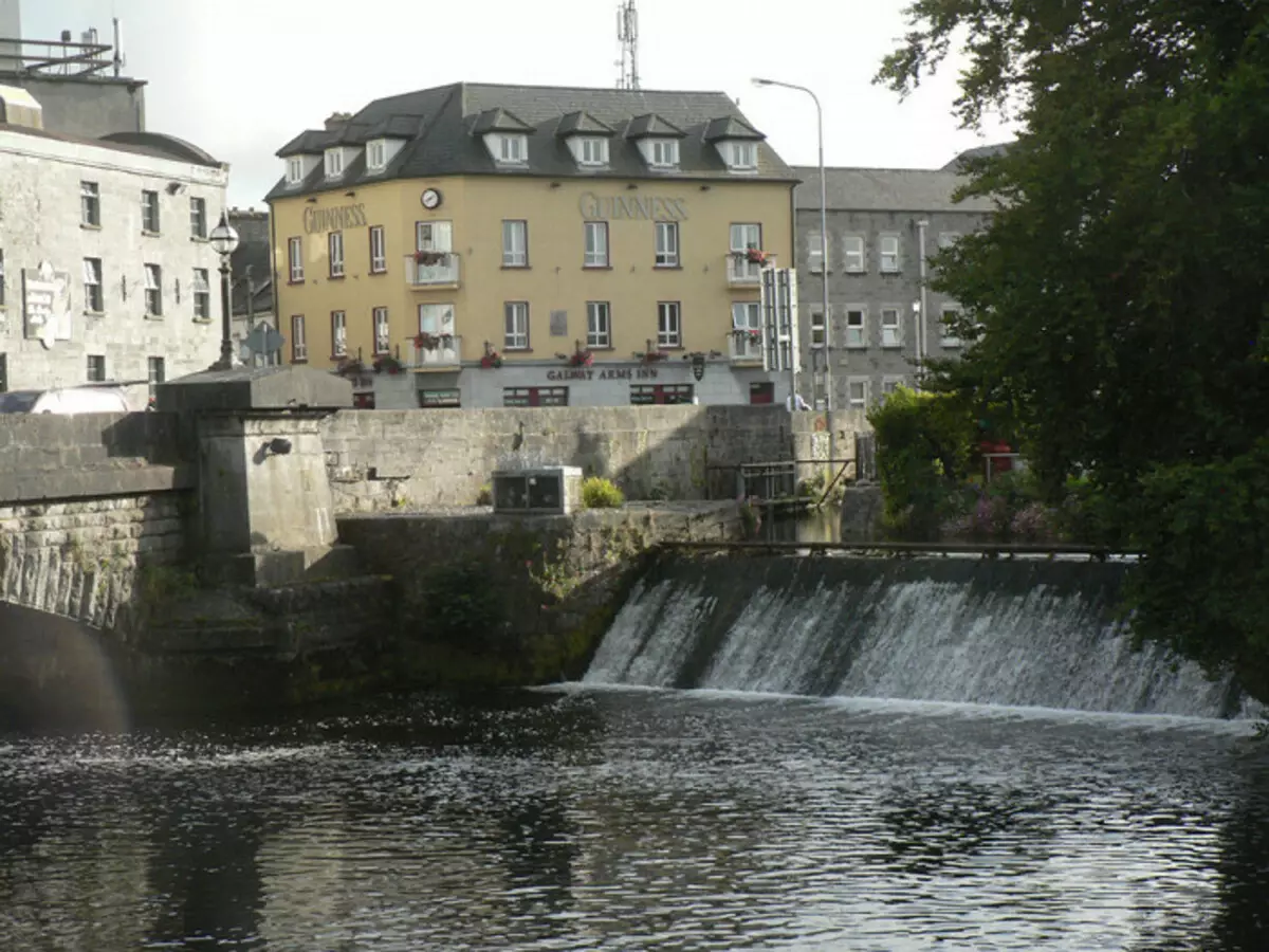 Galway, Irlande, Uburayi