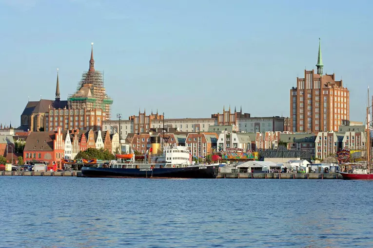 Beristirahat di Rostock: Panduan Perjalanan untuk Roshoy - Perjalanan 232827_2