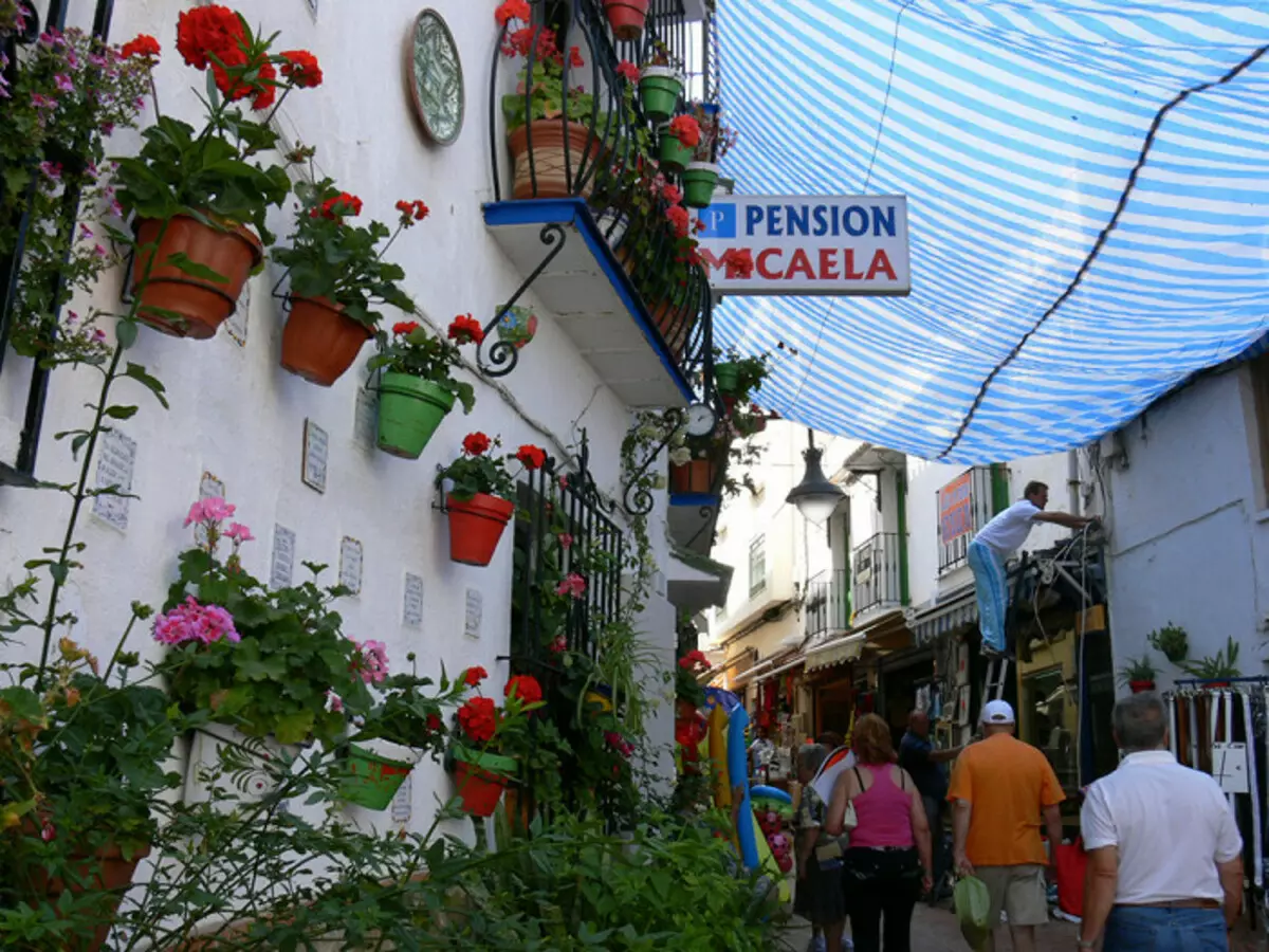 Mistrieħ f'Torremolinos: Toremolinos Gwida - Ivvjaġġar