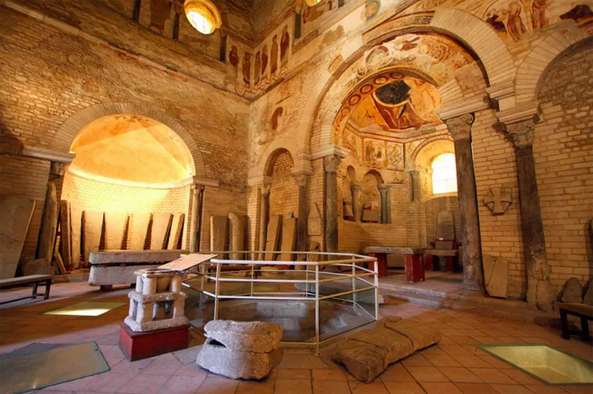 John Baptistery Baptist, Poita, Poitu-Charente, Francija, Eiropa