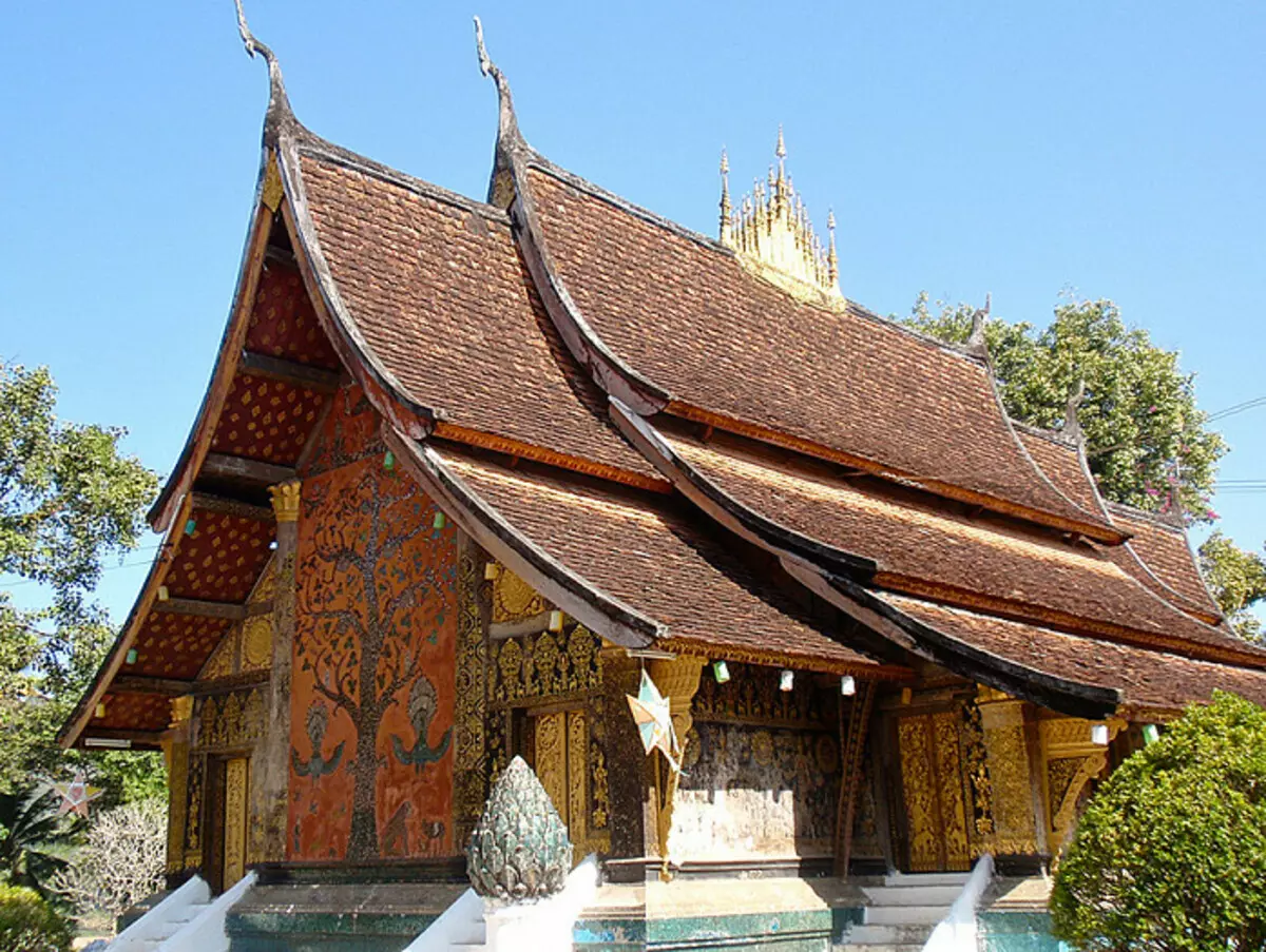 Kyrkan Wat Cyeng Thong, Luang Prabang, Laos, Asien