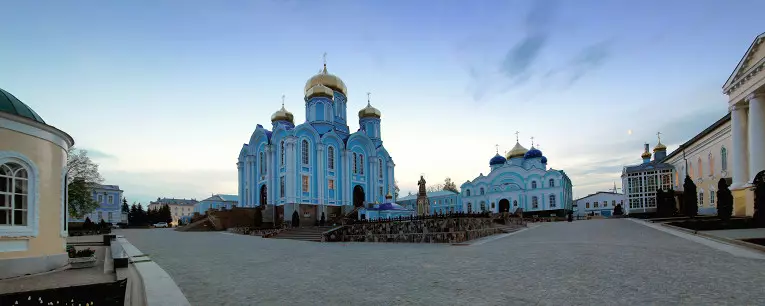 Задонскта ял: Задонск өчен кулланма - Сәяхәт