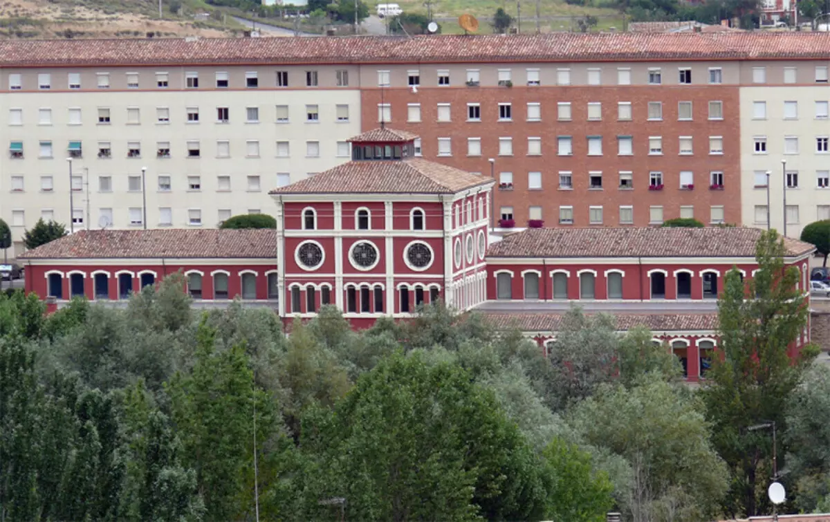 La Rioja ແມ່ນຄູ່ມືນັກທ່ອງທ່ຽວທີ່ບໍ່ເສຍຄ່າ. ການເດີນທາງໄປ La Rioche ຕົວທ່ານເອງ 232923_4