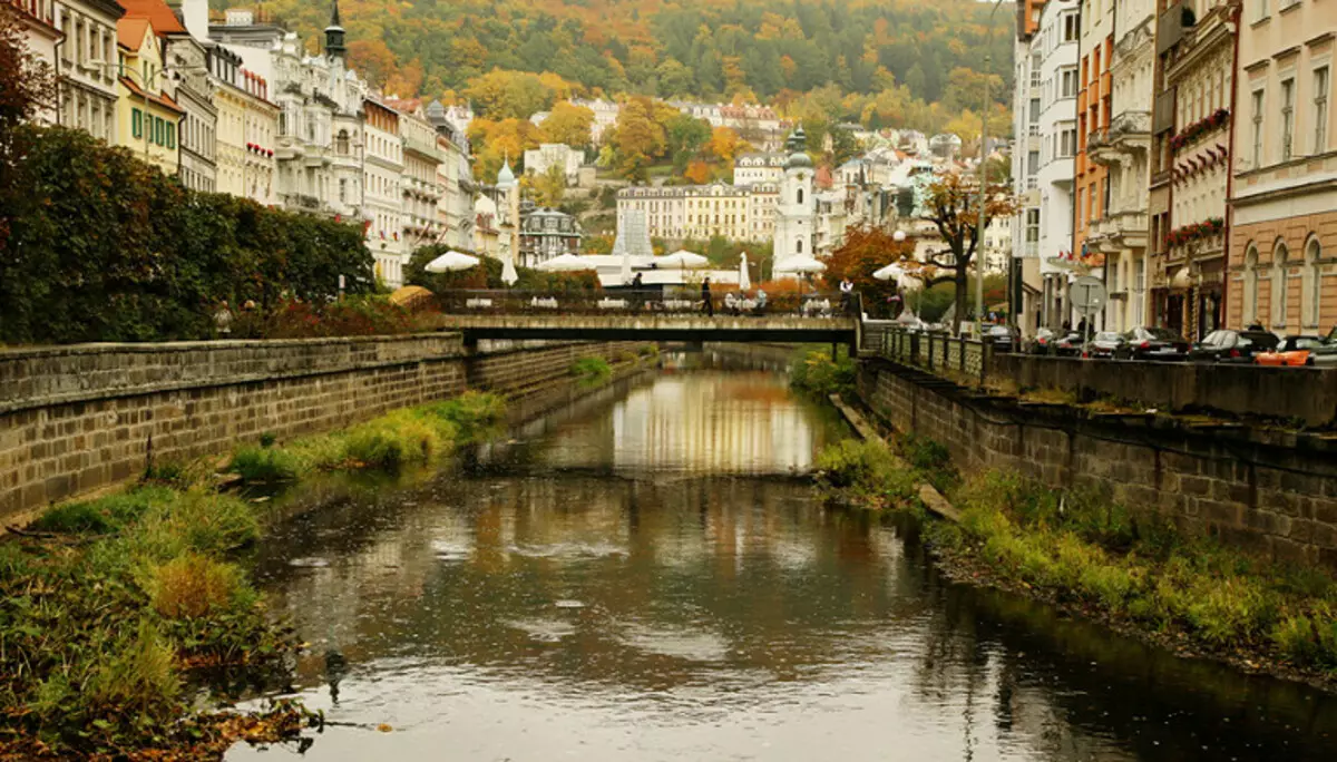 Karlovy sib txawv, Czech koom pheej, Europe
