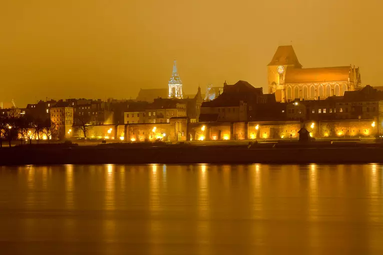 Torun, Polônia, Europa