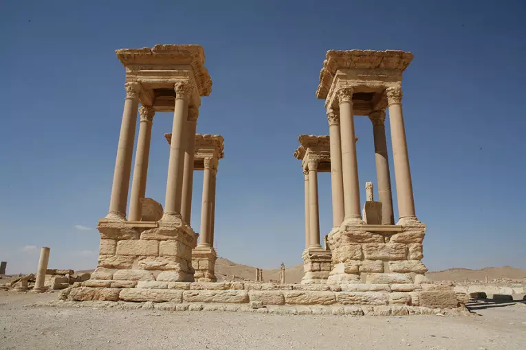 Palmyra, Syria, Tunga nga Sidlakan