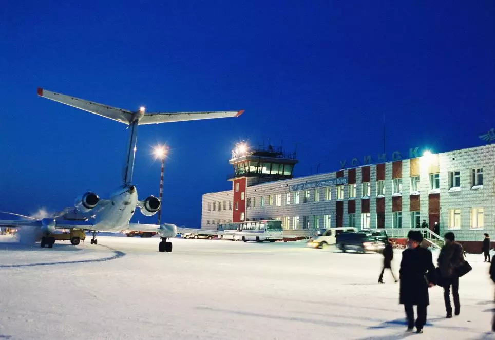 Usinsk Havaalanı'nda yeni bir radyo uçuş sistemi koyacak