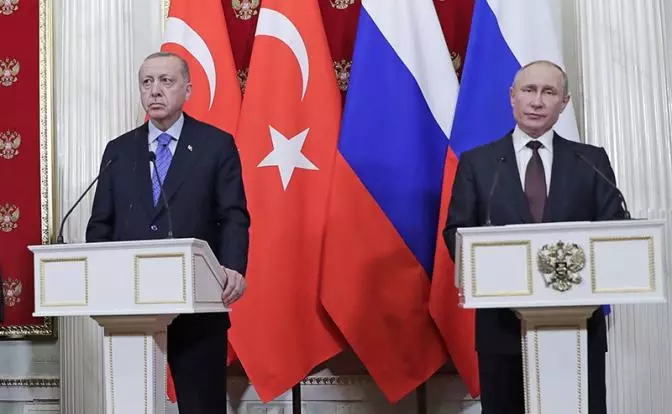 Putin eta Erdogan botoi atomikoa sakatzeko prestatzen ari dira