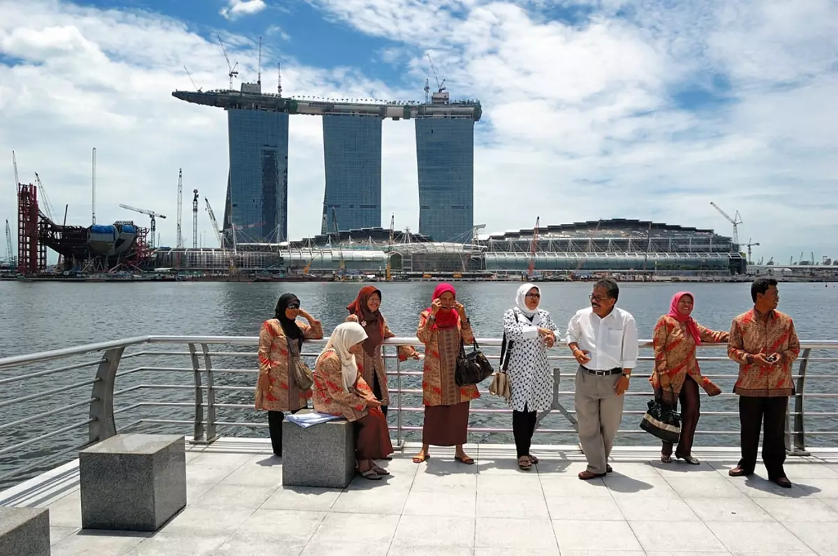 Singapore inizierà i turisti con il passaggio di viaggio da maggio