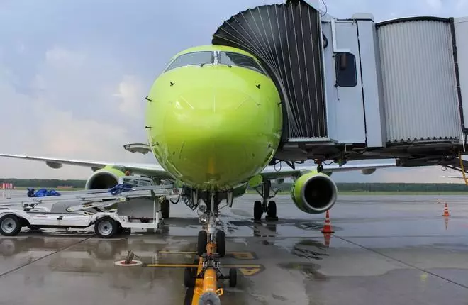 S7 एयरलाइन्सले अर्को तीन नयाँ एयरबस A320neo विमान प्रस्तुत गर्यो