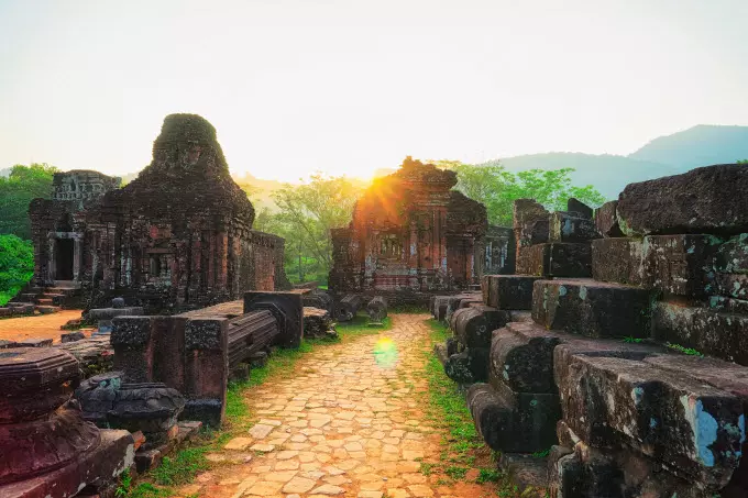 Zapuščeni kraji v Vietnamu so padli na seznam najboljših v skladu s CNN