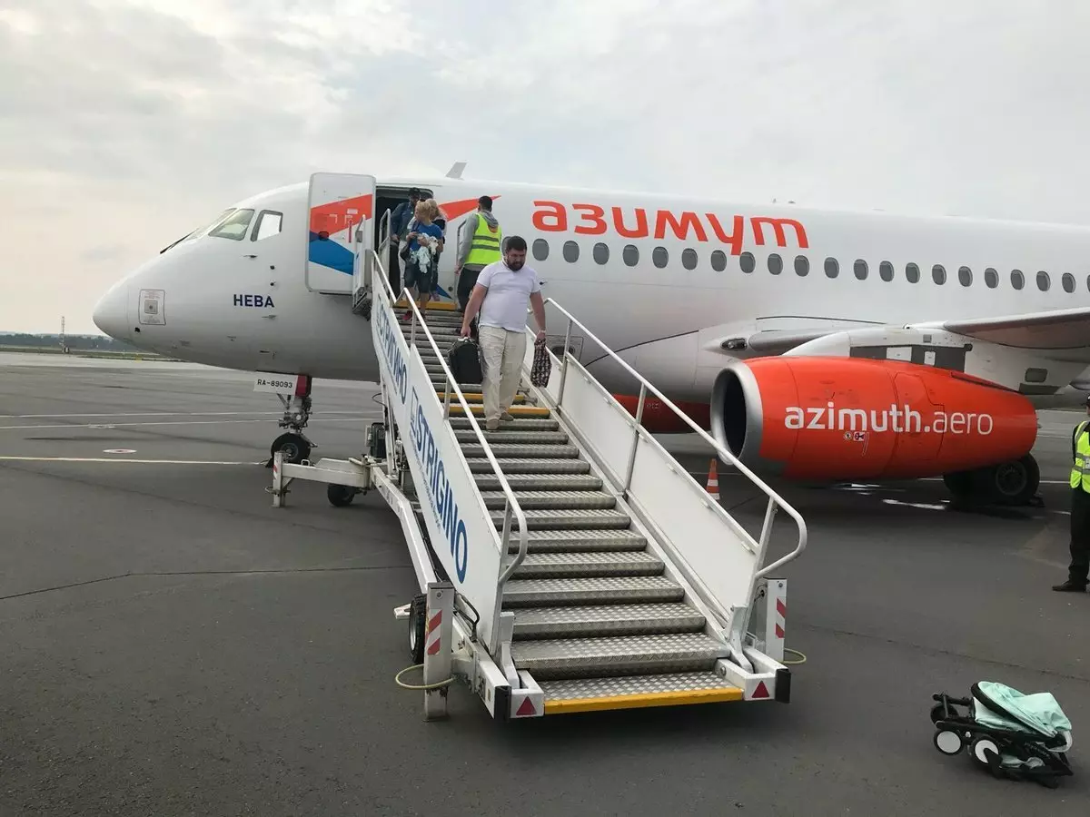 Fly fra Nizhny Novgorod til Rostov-on-Don er forsinket af tekniske grunde