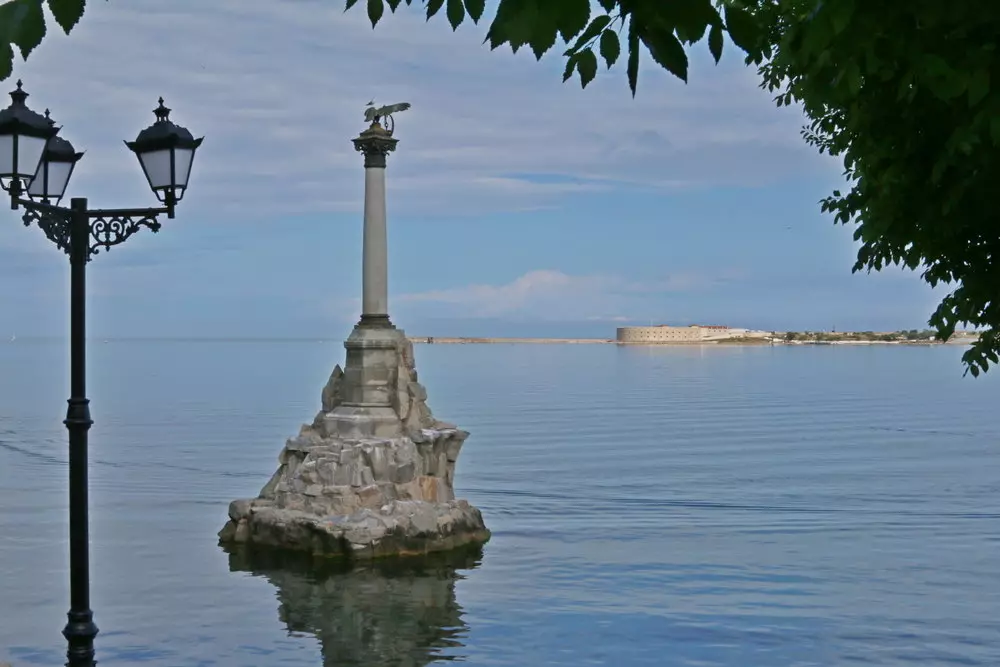 Sevastopol itatoa watalii katika njia mpya 202 na excursions