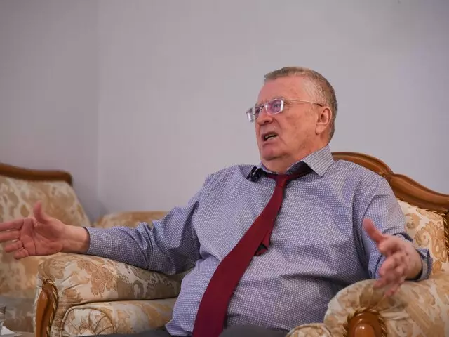 Zhirinovsky, turistler için Mısır'ı açmamaya çağırdı