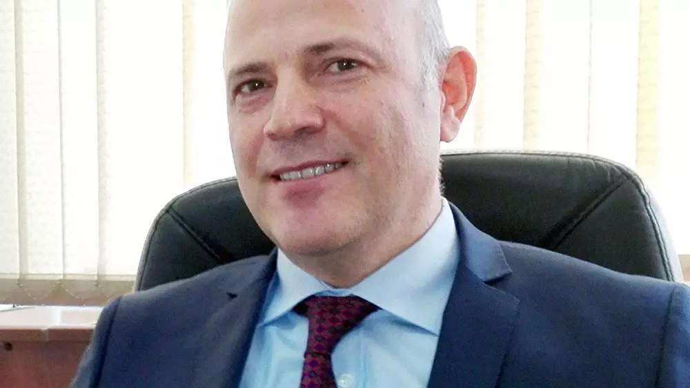 Екс-потпретседател Туркиш ерлајнс - Советник во Узбекистан Ервејс