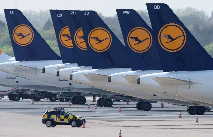 Aux aéroports d'Allemagne ont commencé à faire la grève du personnel