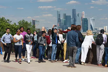 Në Moskë, do të ketë ligjin e vet për turizmin