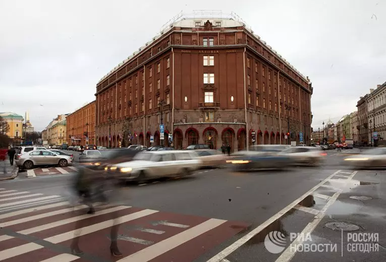 YLE (Finnland): Kleine Hotels in St. Petersburg gegenübergestellt