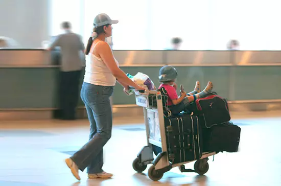 Rospotrebnadzor påminde om passagerarrättigheter när de försenade flygningar