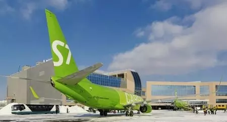 S7 Airlines получи първия товарен самолет Boeing 737-800BCF