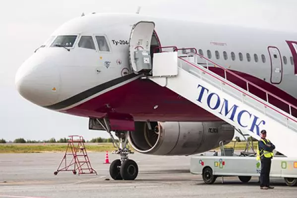 El aeropuerto de Tomsk perdido debido a la pandemia más de la mitad del tráfico de pasajeros.