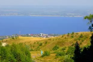 Saratoveko bizilagunak Hagvansk-era gonbidatuta daude barne turismoa garatzeko ideiekin