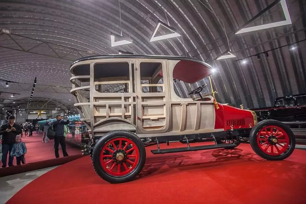 Museumplatforms sal in die Novosibirsk-streek ontwikkel