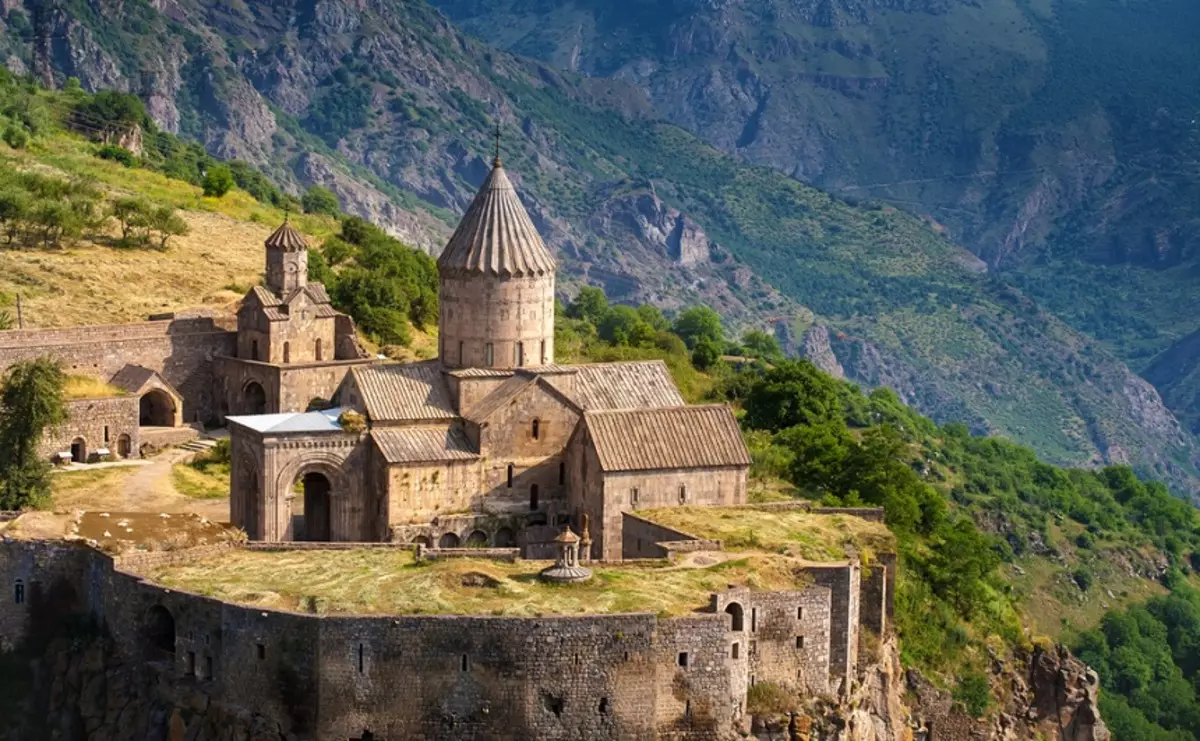 Mayıs tatil günleri için boş zaman için 5 bütçe seçenekleri