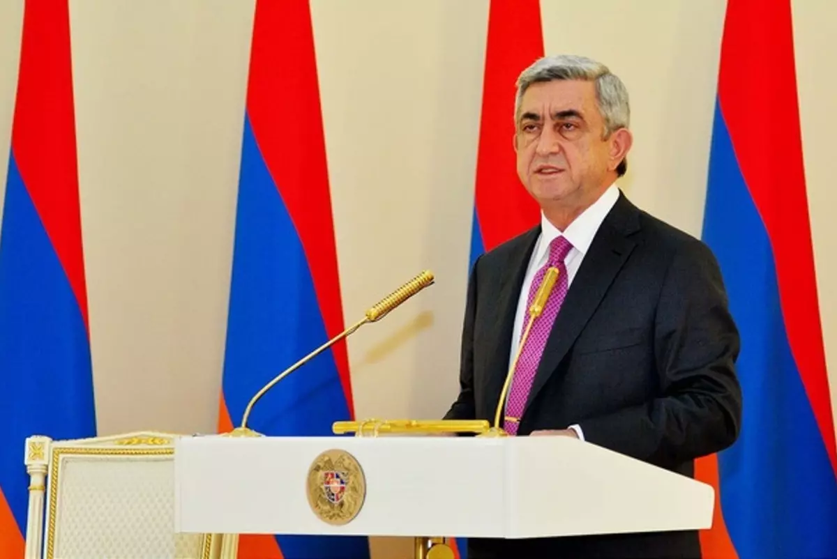 In Armenië het die militêre besluite van Phashinian op Nagorno-Karabakh gekritiseer