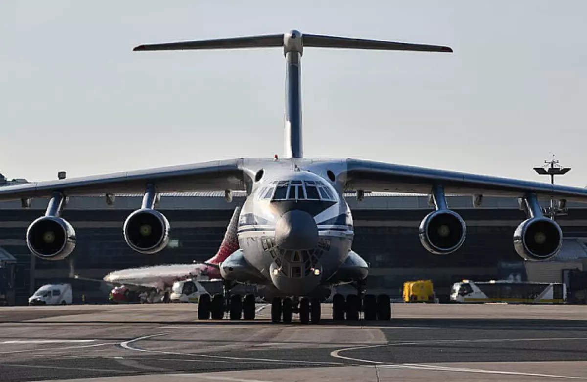 Rosyjscy przewoźnicy lotniczy narzekają na rejestrowe straty