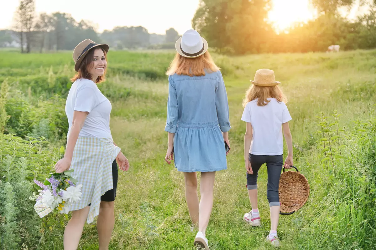 Į kaimą - pagal įstatymą: kodėl jums reikia įstatymo dėl agroturizmo ir kai jis priimamas Rusijoje