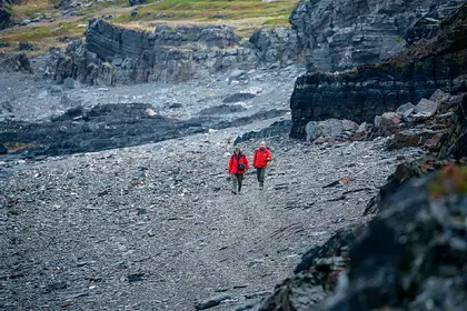 Murmansk 지역에서는 글러밍을 만들기 시작합니다