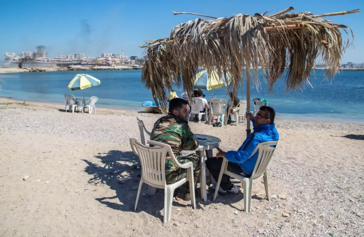 Làm thế nào để thư giãn trong khu nghỉ dưỡng Syria