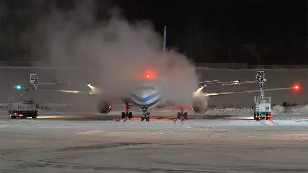 Air Carrier Tajik Air hat Flüge in alle Richtungen angehalten