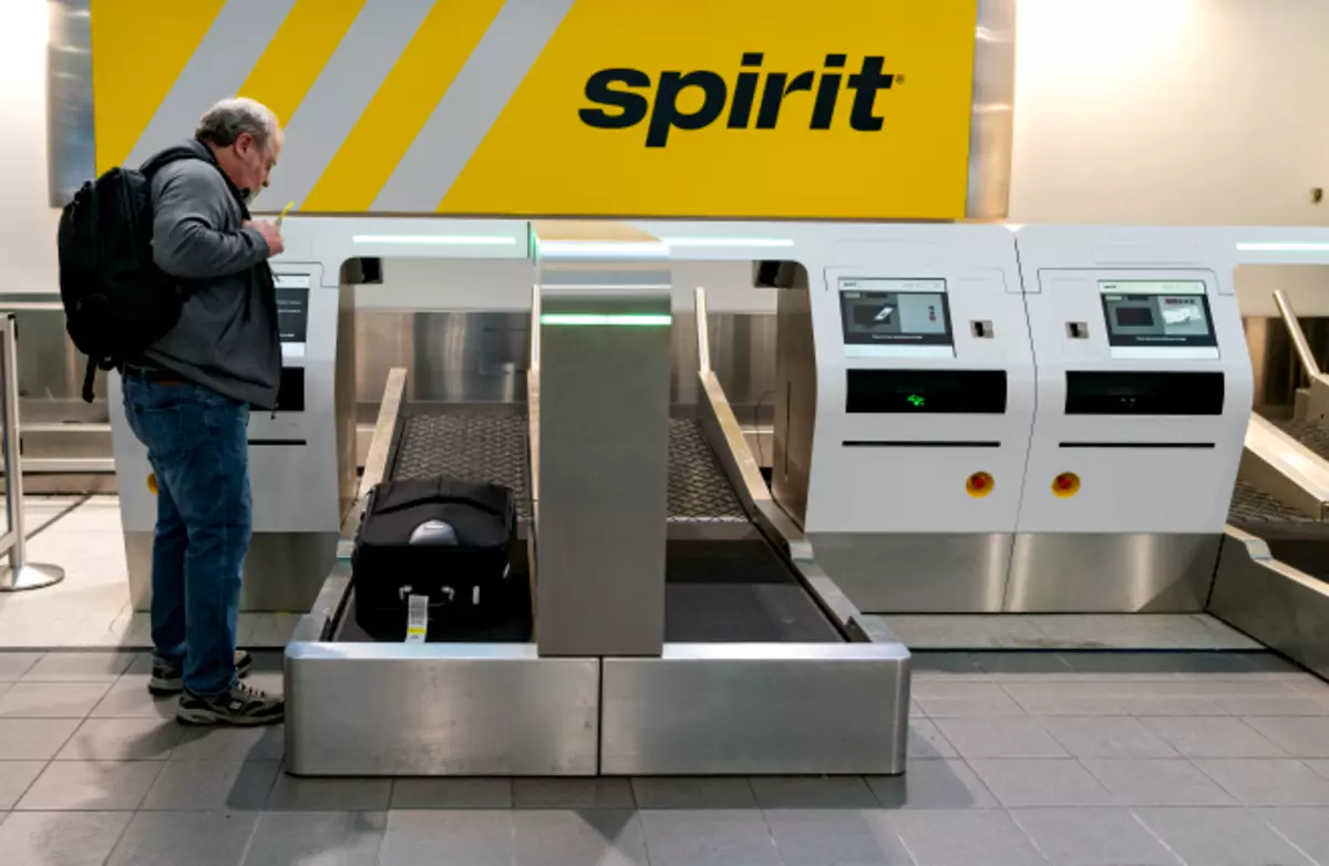 Spirit Airlines Entrega automatizada de equipaje en el aeropuerto de Nueva York